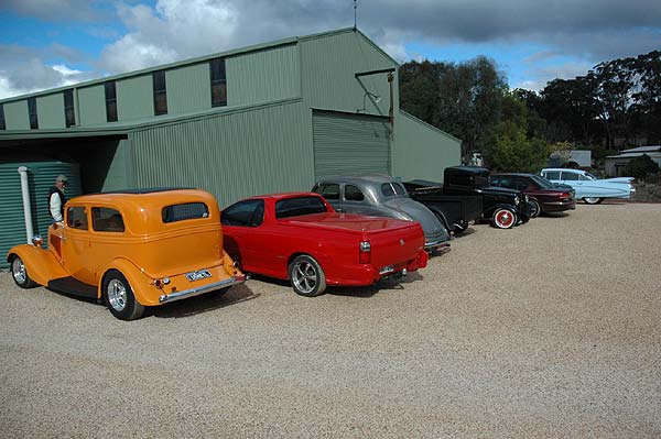 Castlemaine Rods Garage Crawl pics 29/4/07 - Ozrodders.com
